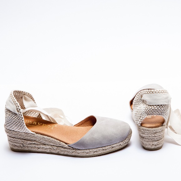 Anthropologie | Shoes | Anthropologie Maypol Dove Grey Lace Up Wedge ...
